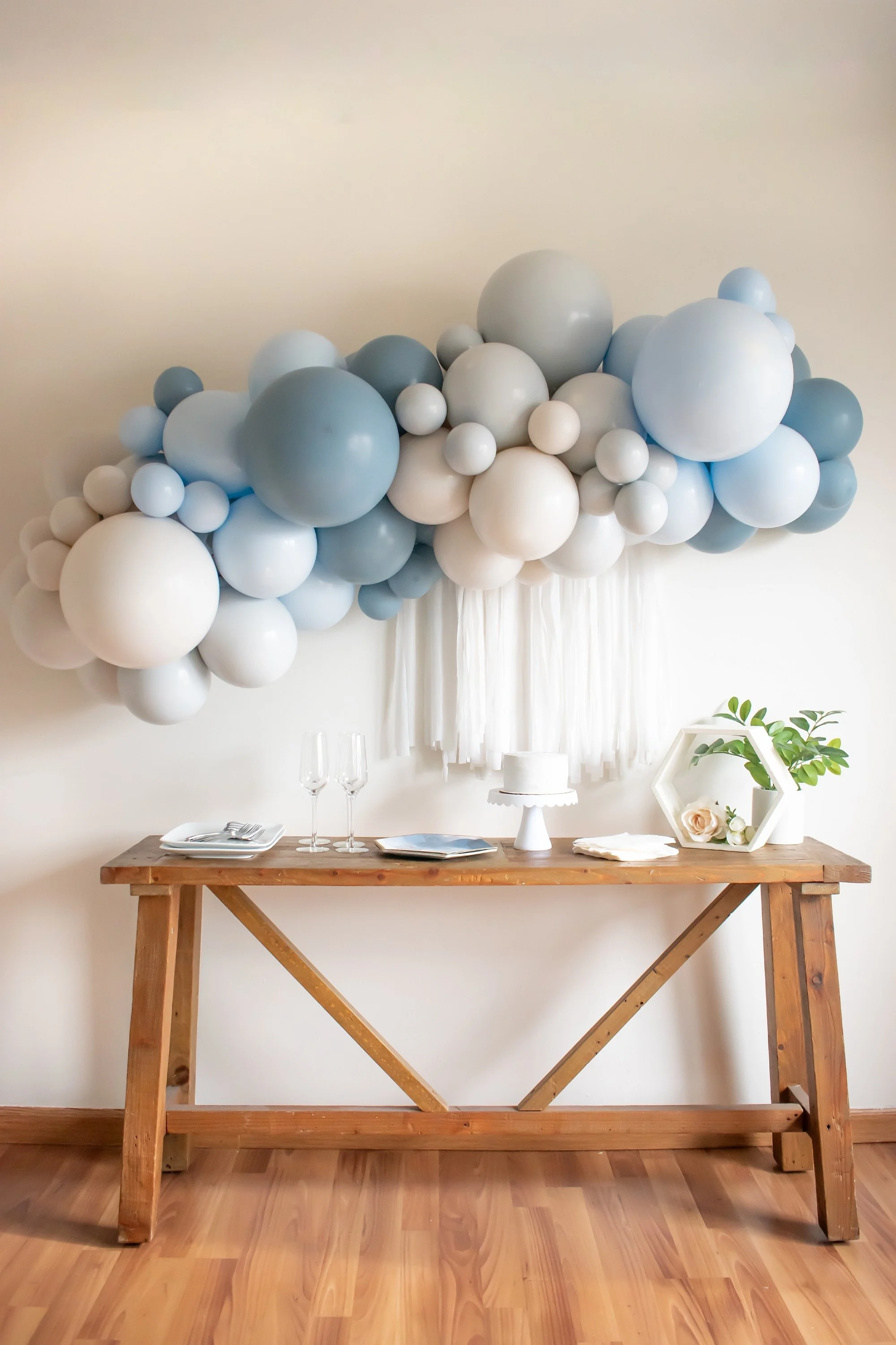 St. Louis Balloon Decor and Flower Wall Rentals | Balloon & Bash