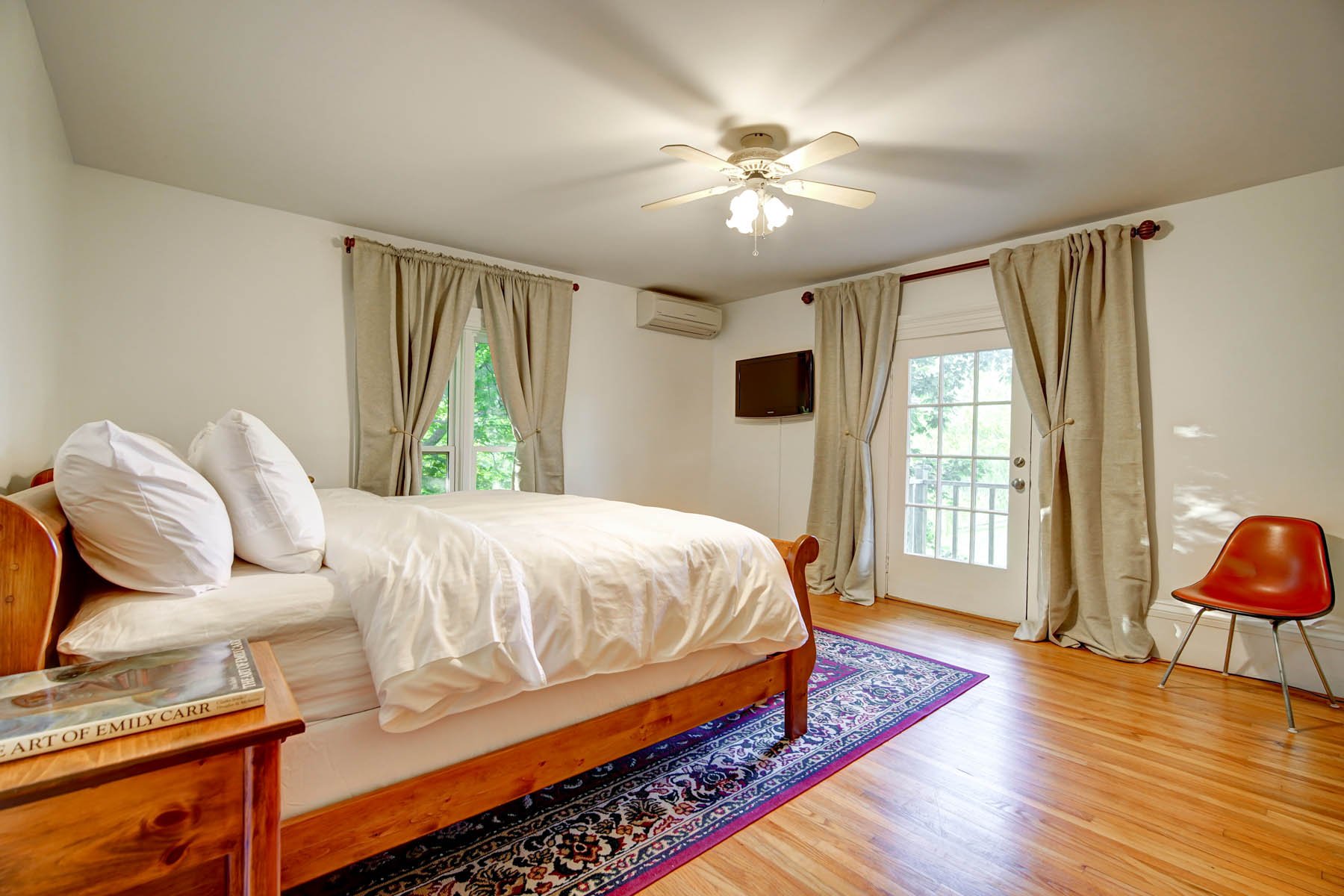 Borden House — The Evangeline