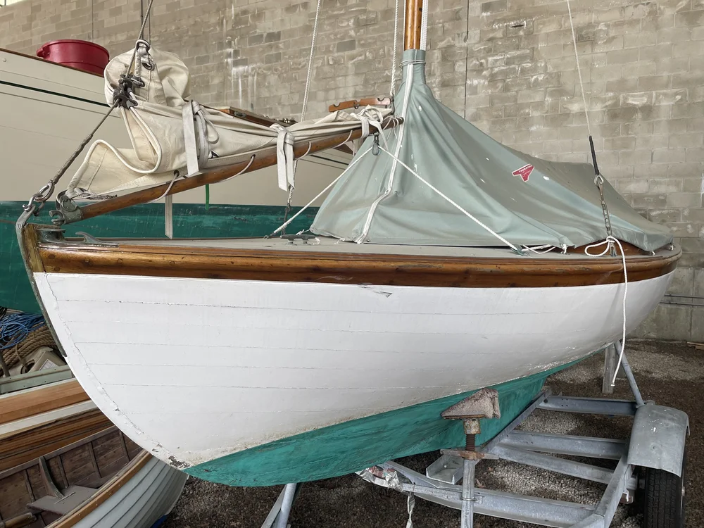 JERRY TODD, 1939 Herreshoff 12 1/2 - SALE PENDING — Herreshoff Yacht Sales