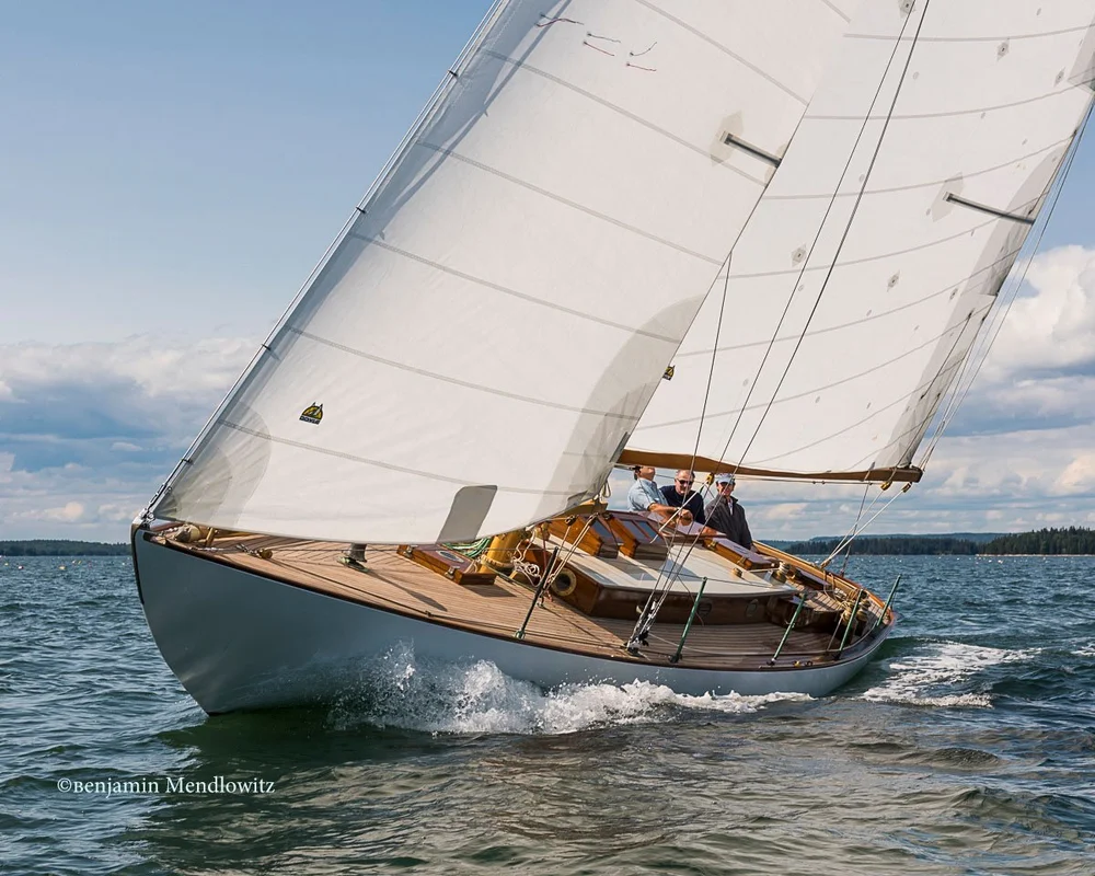 Herreshoff Yacht Sales