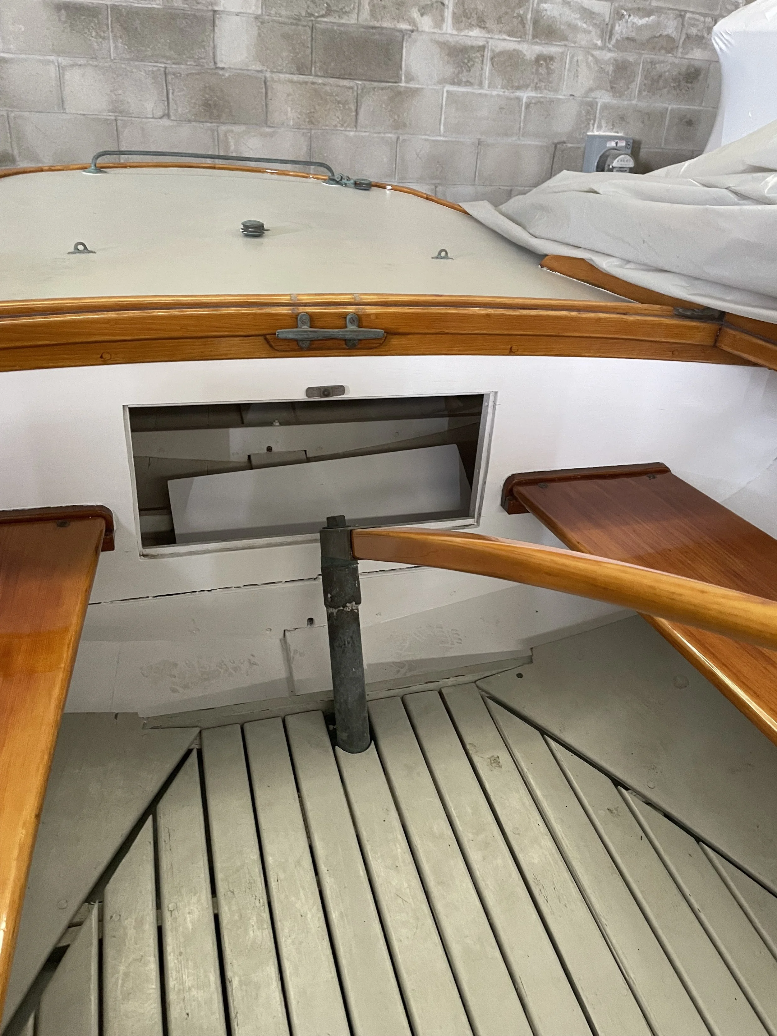 SEAHAWK, 1925 Herreshoff Newport 15 — Herreshoff Yacht Sales