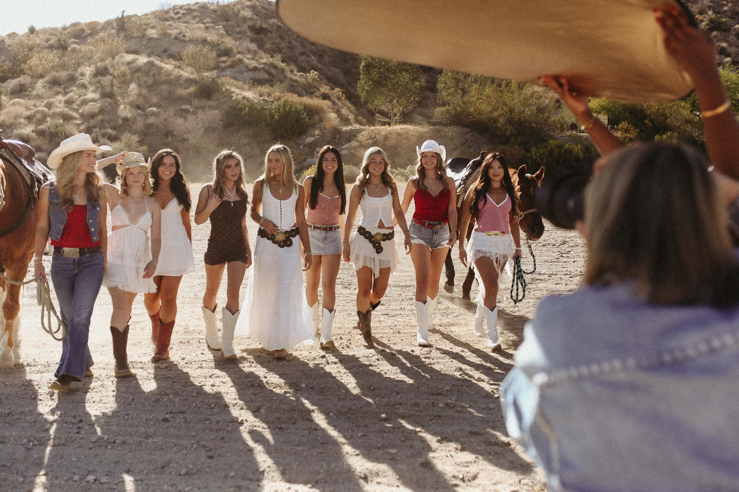How To Plan A Senior Rep Photoshoot | Senior Photographer Education ...