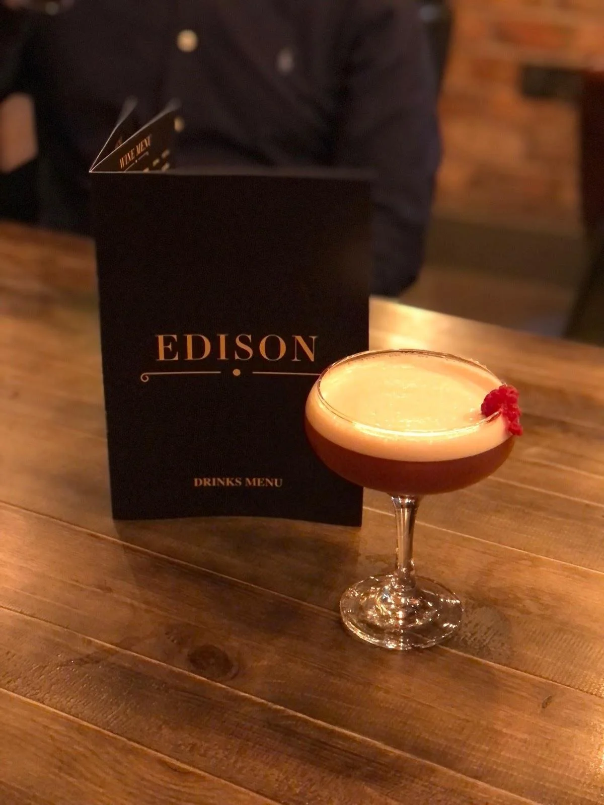 Edison Bar — Design Metric