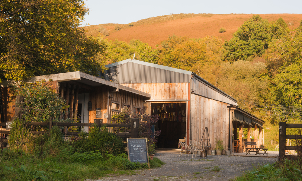 Our Facilities | Book Your Comfortable Stay Now — Camp Plas