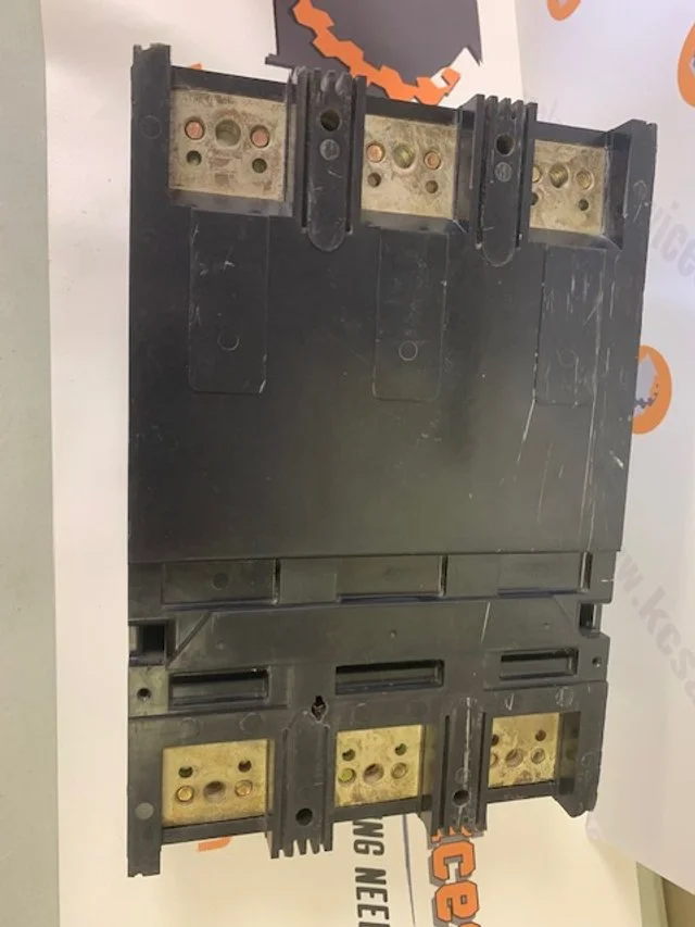 Siemens 100 AMP Circuit Breaker — KC Sales And Services