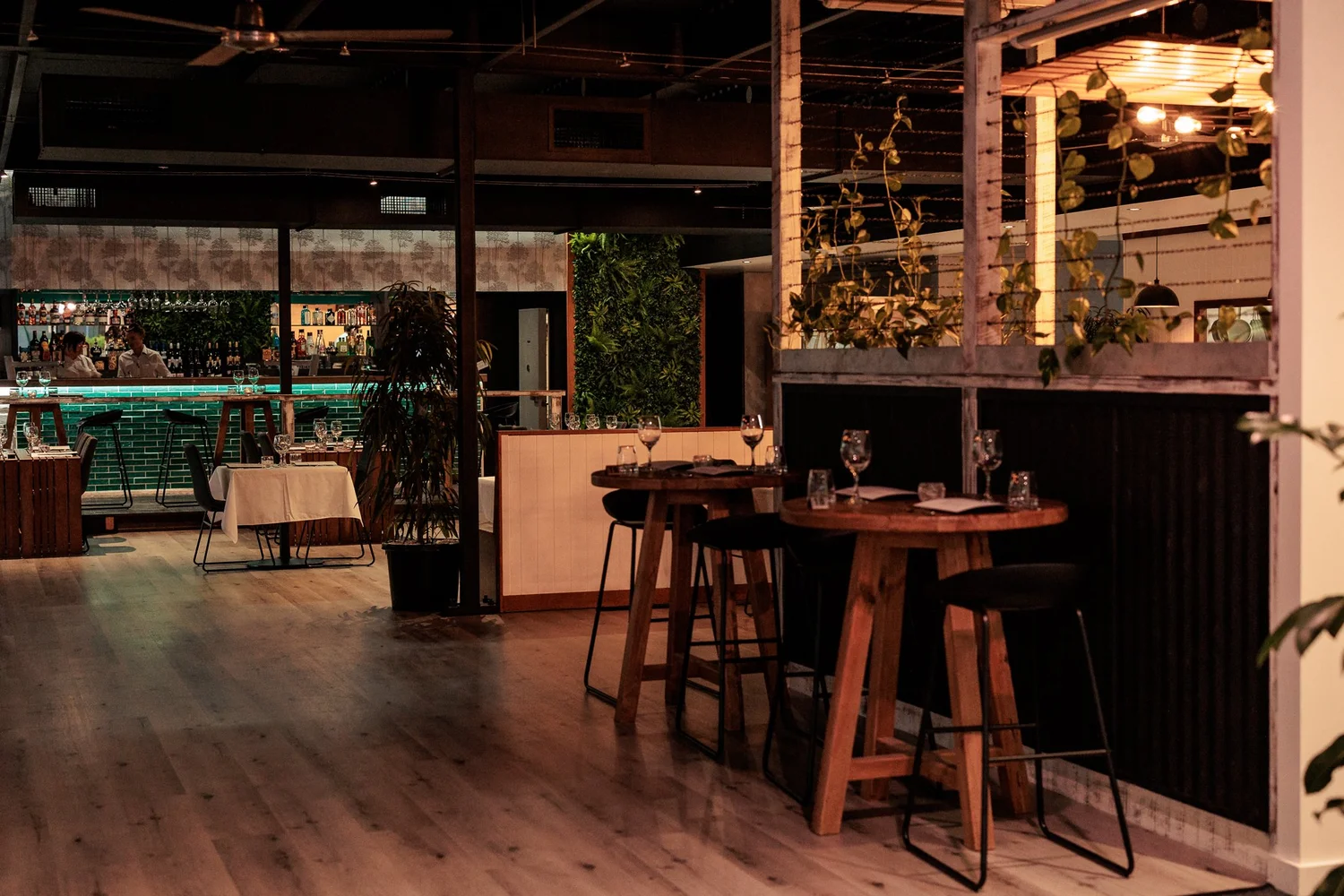 Make a Reservation | Book Your Table Now — RARE Bar & Grill