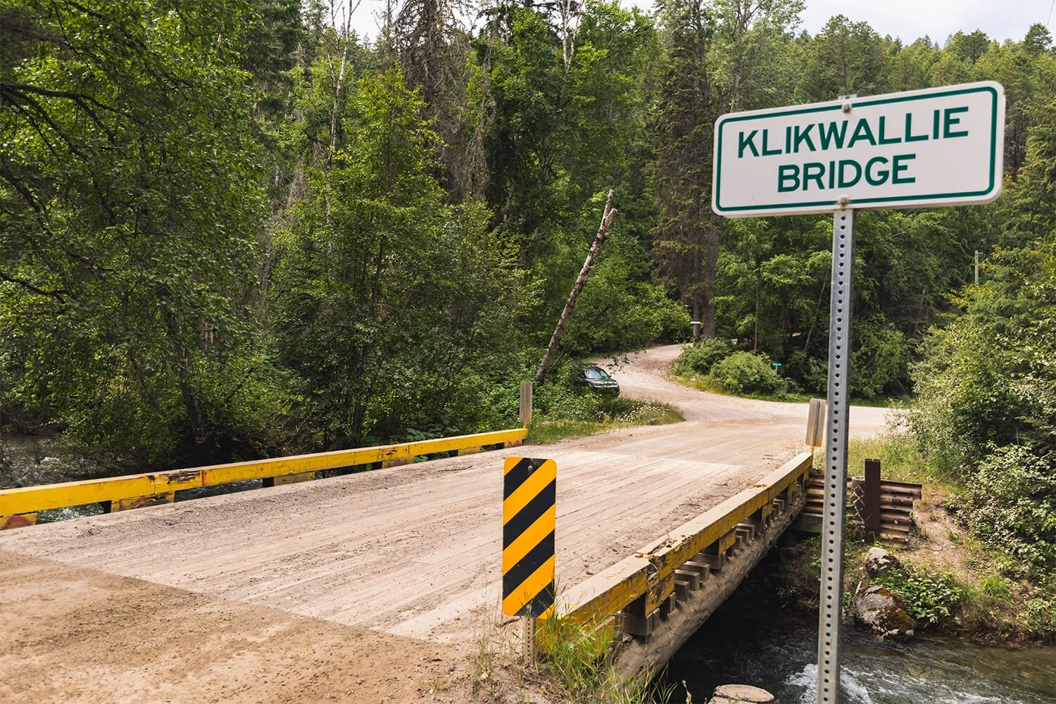 How to Visit BRISCO FALLS in the COLUMBIA VALLEY — Seeing the Elephant ...