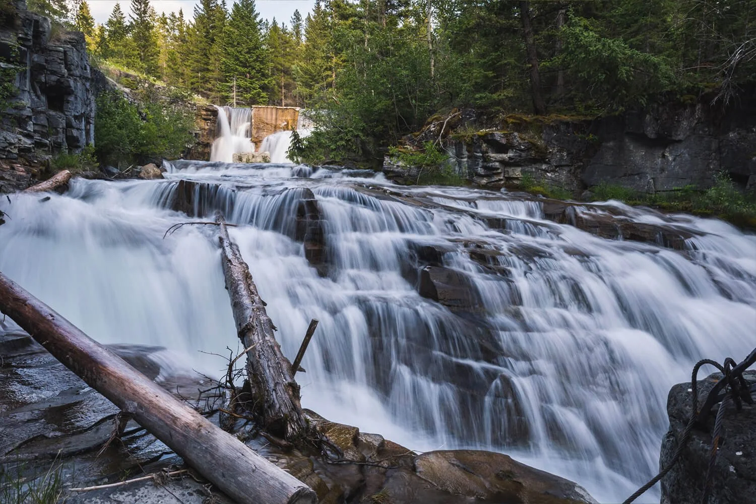 How to Visit AURUM FALLS in the CROWSNEST PASS — Seeing the Elephant ...