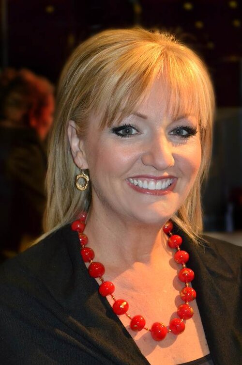 Heidi Victoria — Mr Mark