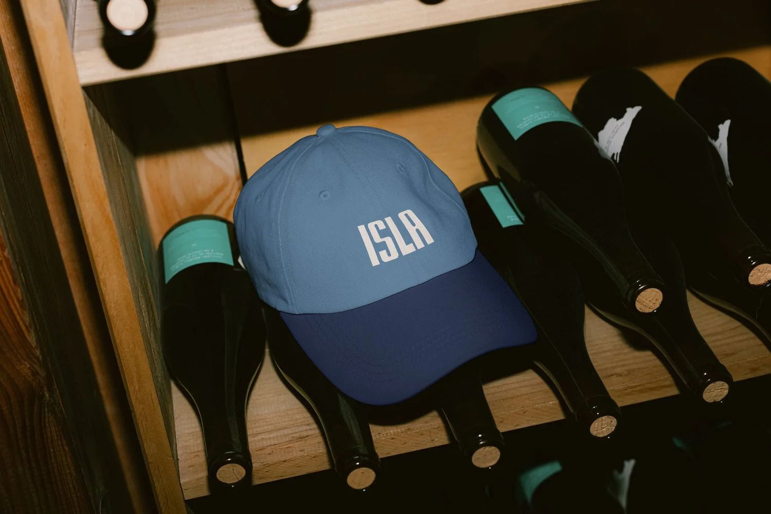 Isla Wine — Lauren Ledbetter