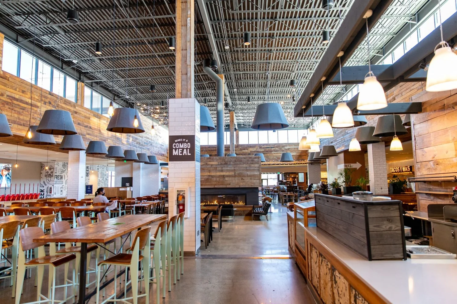 Flagship Commons — Flagship Restaurant Group - Portfolio