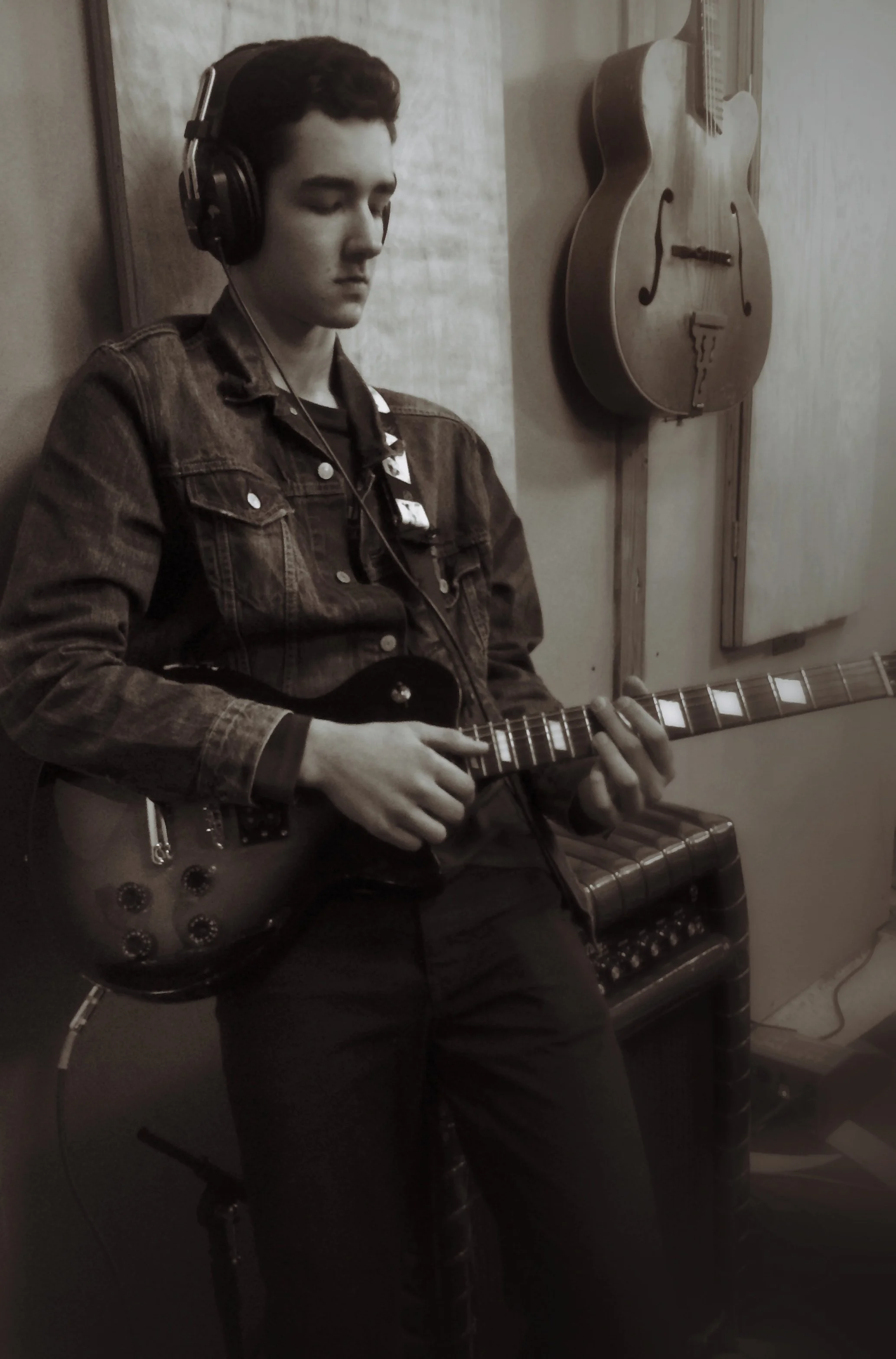 Artspace Artist Members / July-August 2022 Exhibition — Artspace