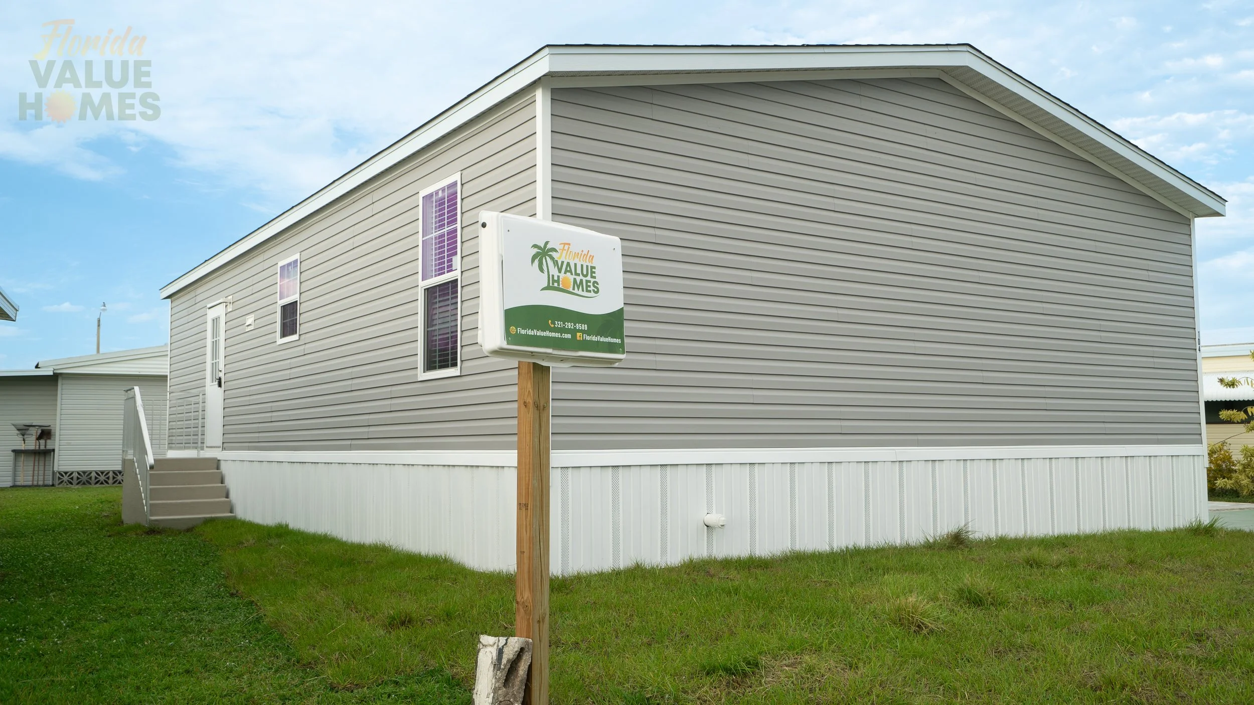 Lake Manor 28x40 3 Bed 2 Bath (1,067 Sq Ft) — Florida Value Homes