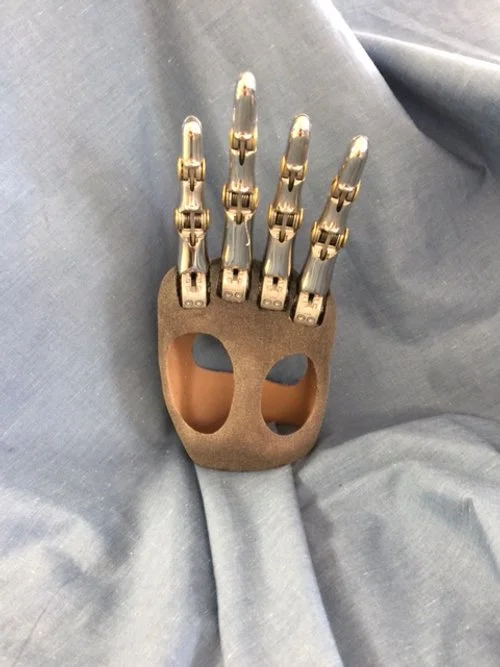 Gallery 2 — New Wave Prosthetics Inc.