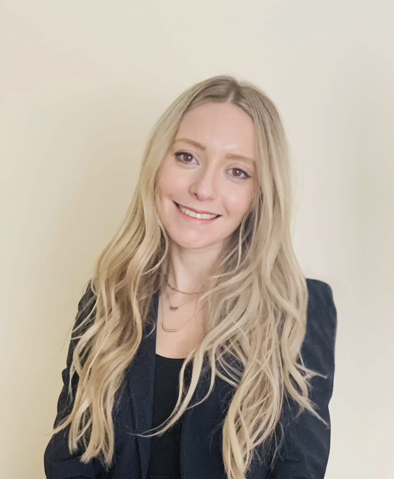 Dr. Ashley Mlotek, C. Psych