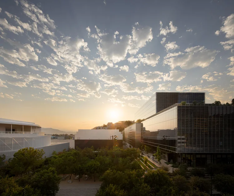 LEVER Architecture NBCU — Ema Peter Photography