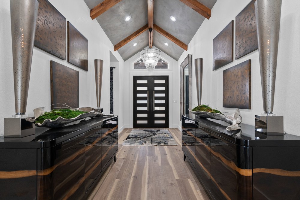 Entryways That Make for a Grand Entrance | Entryway Design | SSI