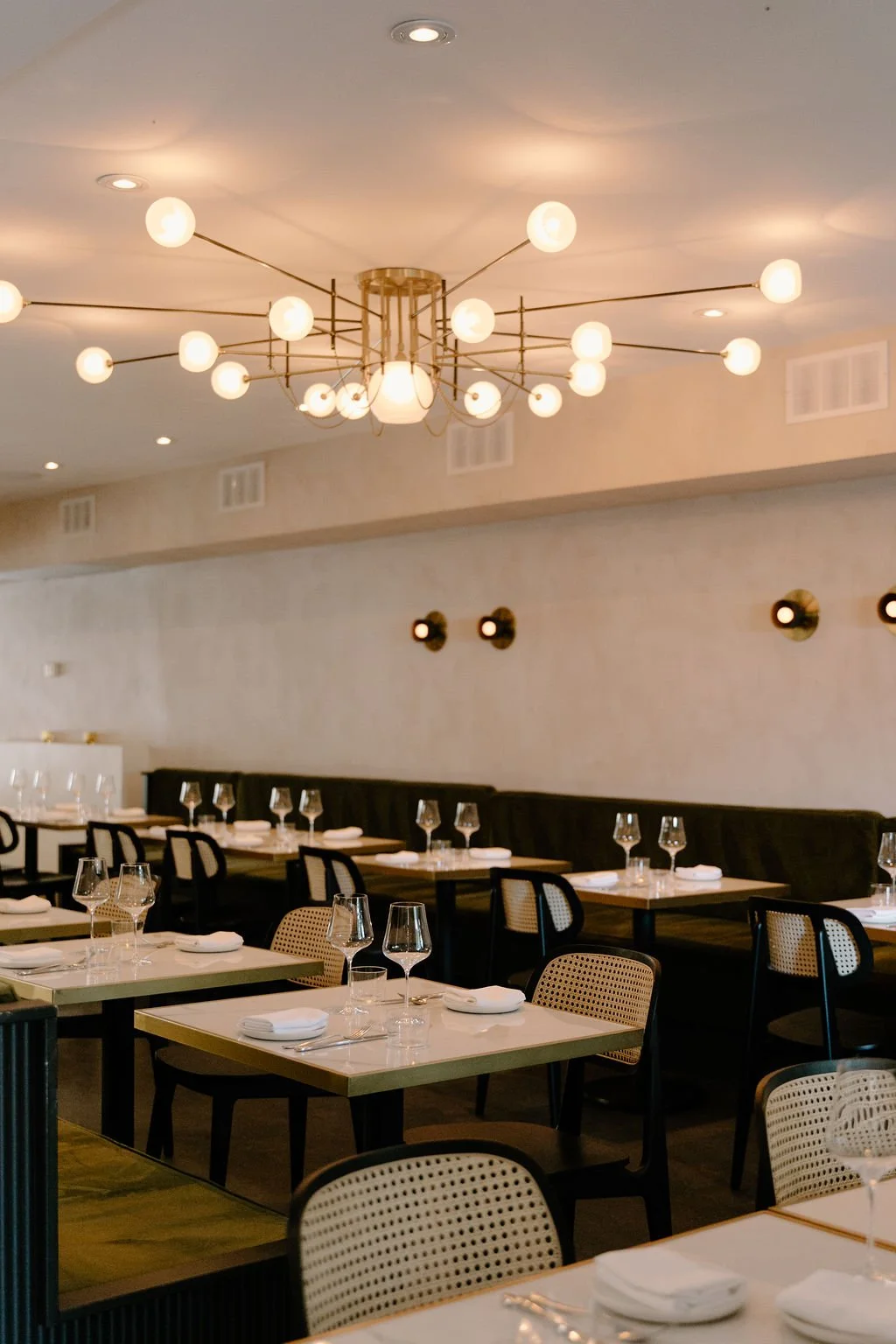 Henry's | Discover Global Flavors – Reserve Today