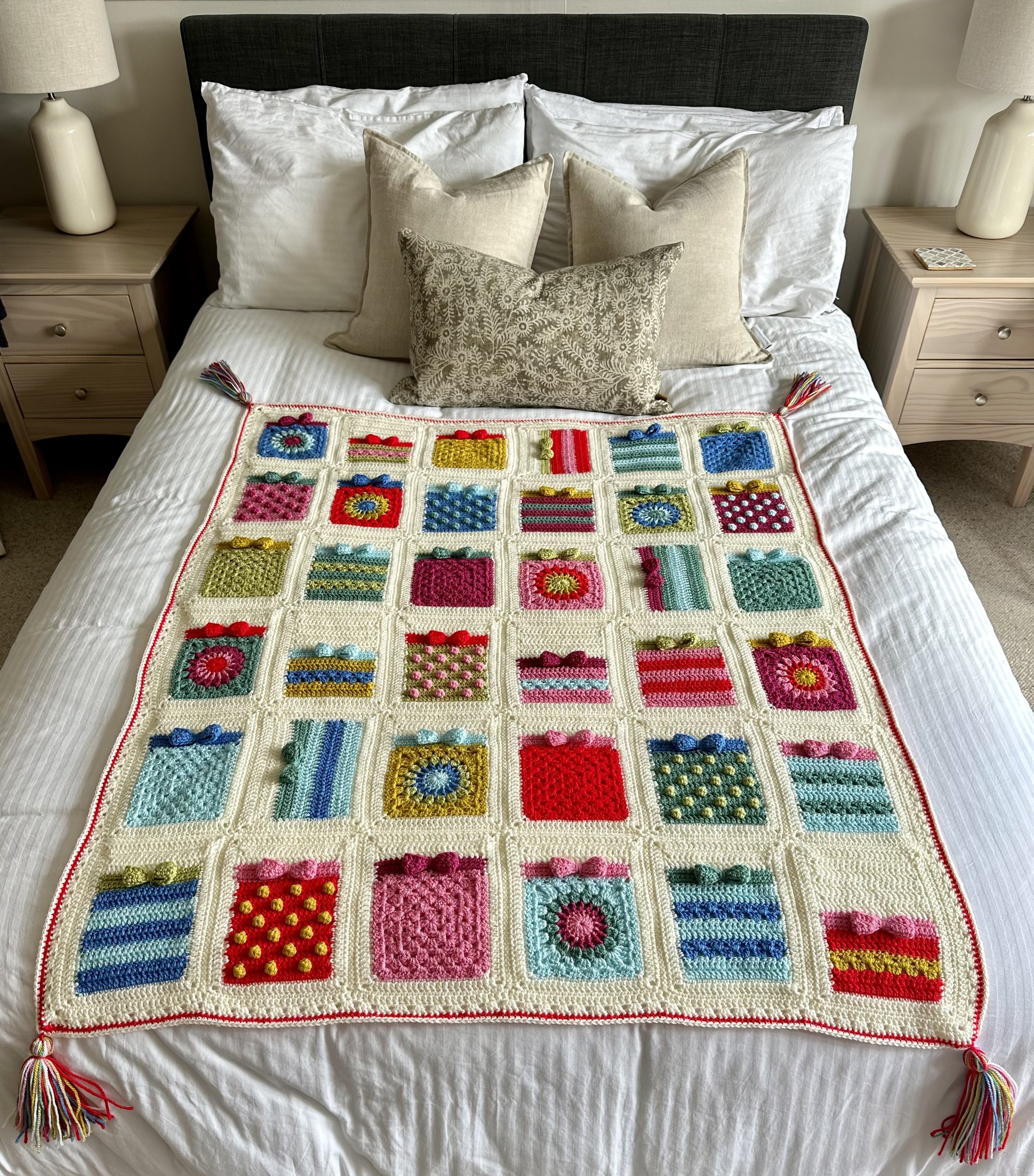 Christmas Eve Wishes Crochet Blanket Pattern - US Terms — madebyanita