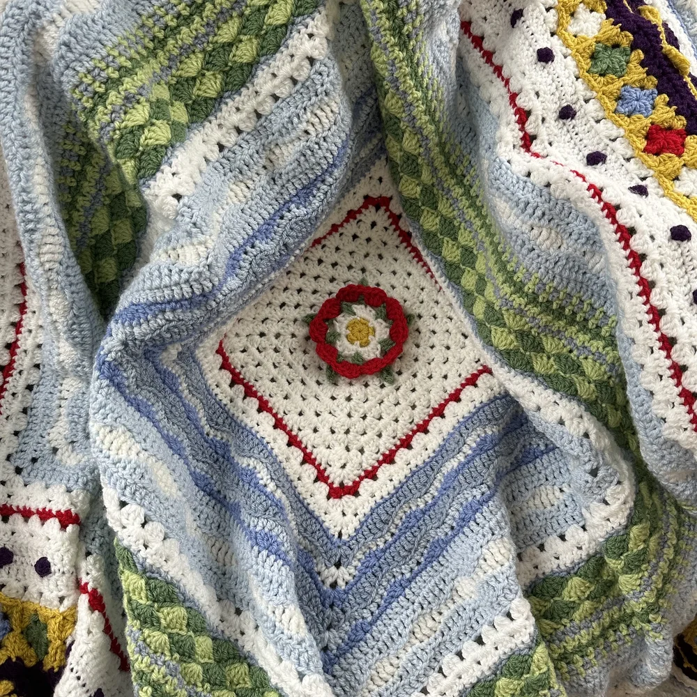 The Sirdar Coronation Keepsake Blanket Crochet Along — madebyanita