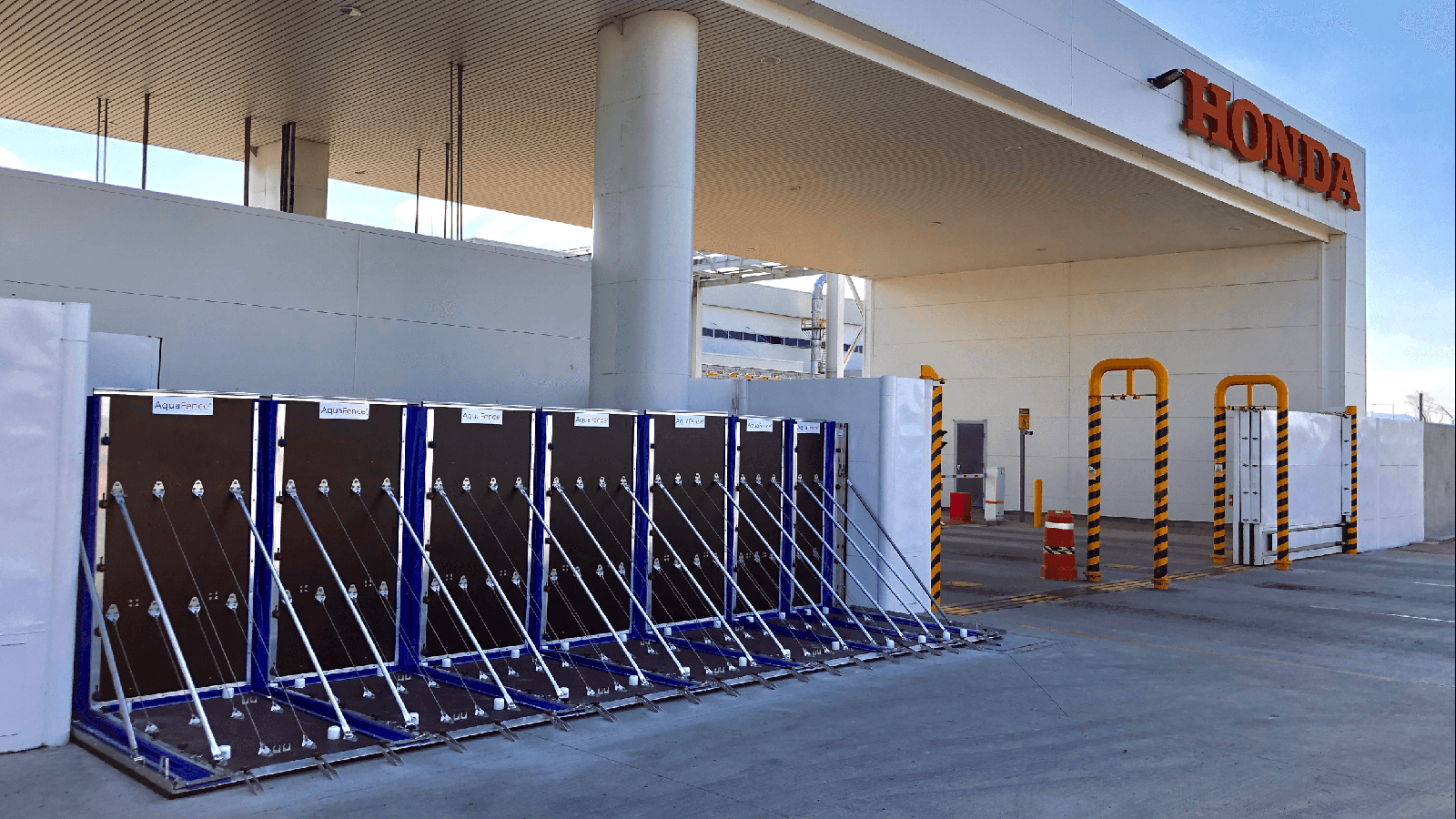 How FloodWall works — AquaFence