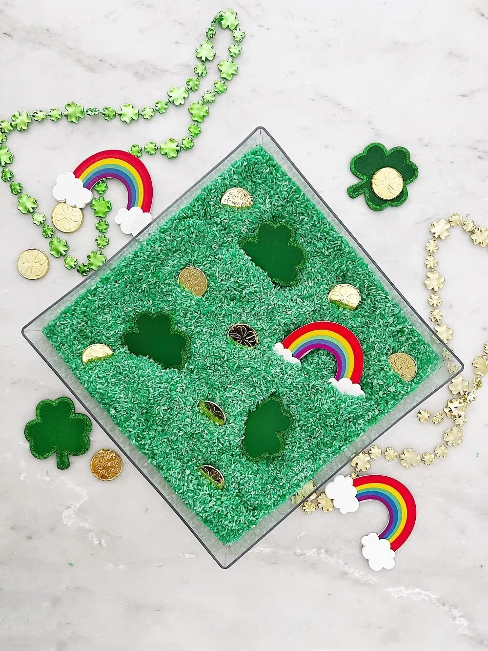 Taste-Safe St. Patrick's Day Sensory Bin for Toddlers - How to Make One ...