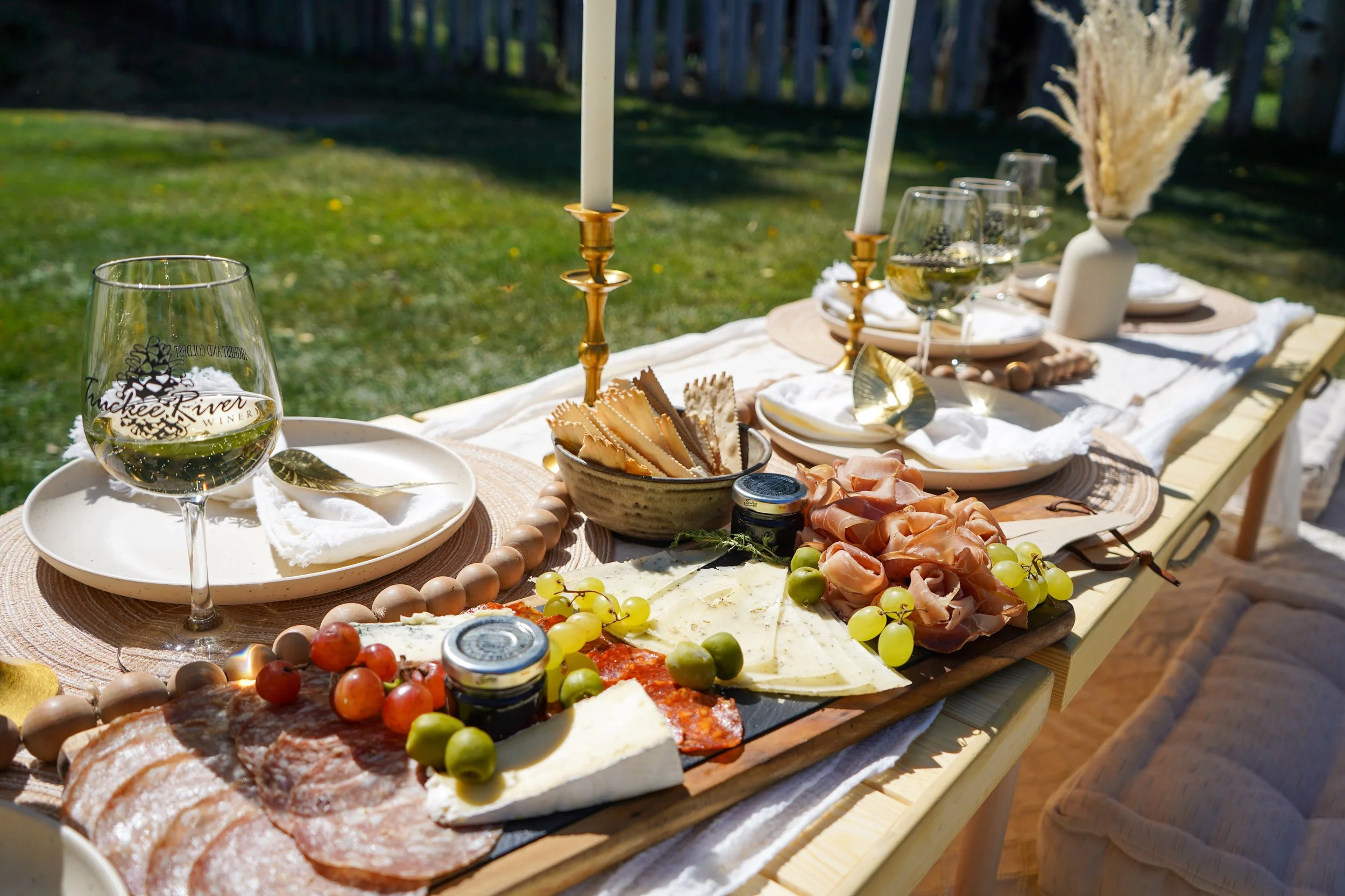 Gallery 3 — Tahoe Elevated Picnics