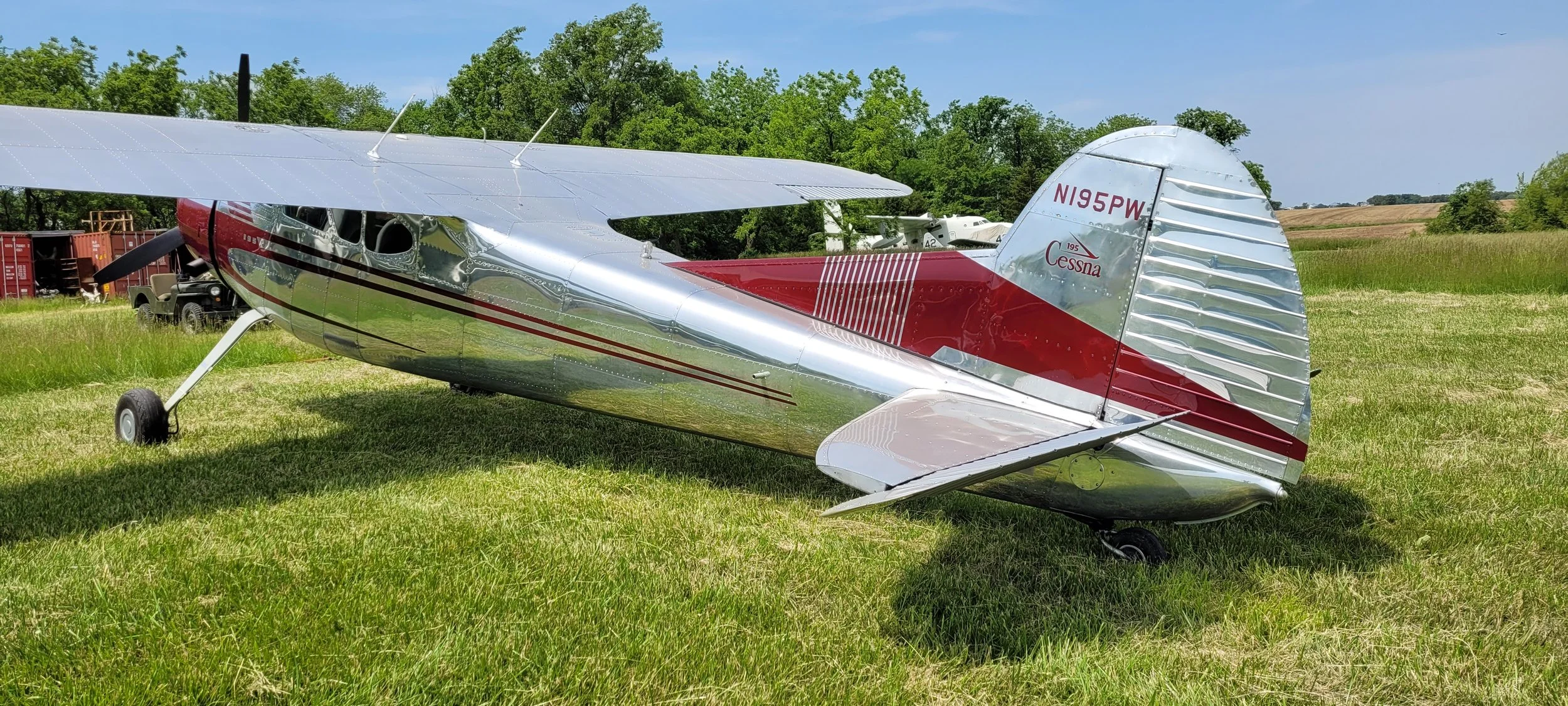 N195PW - Cessna 195 (450hp) — Barron Aviation