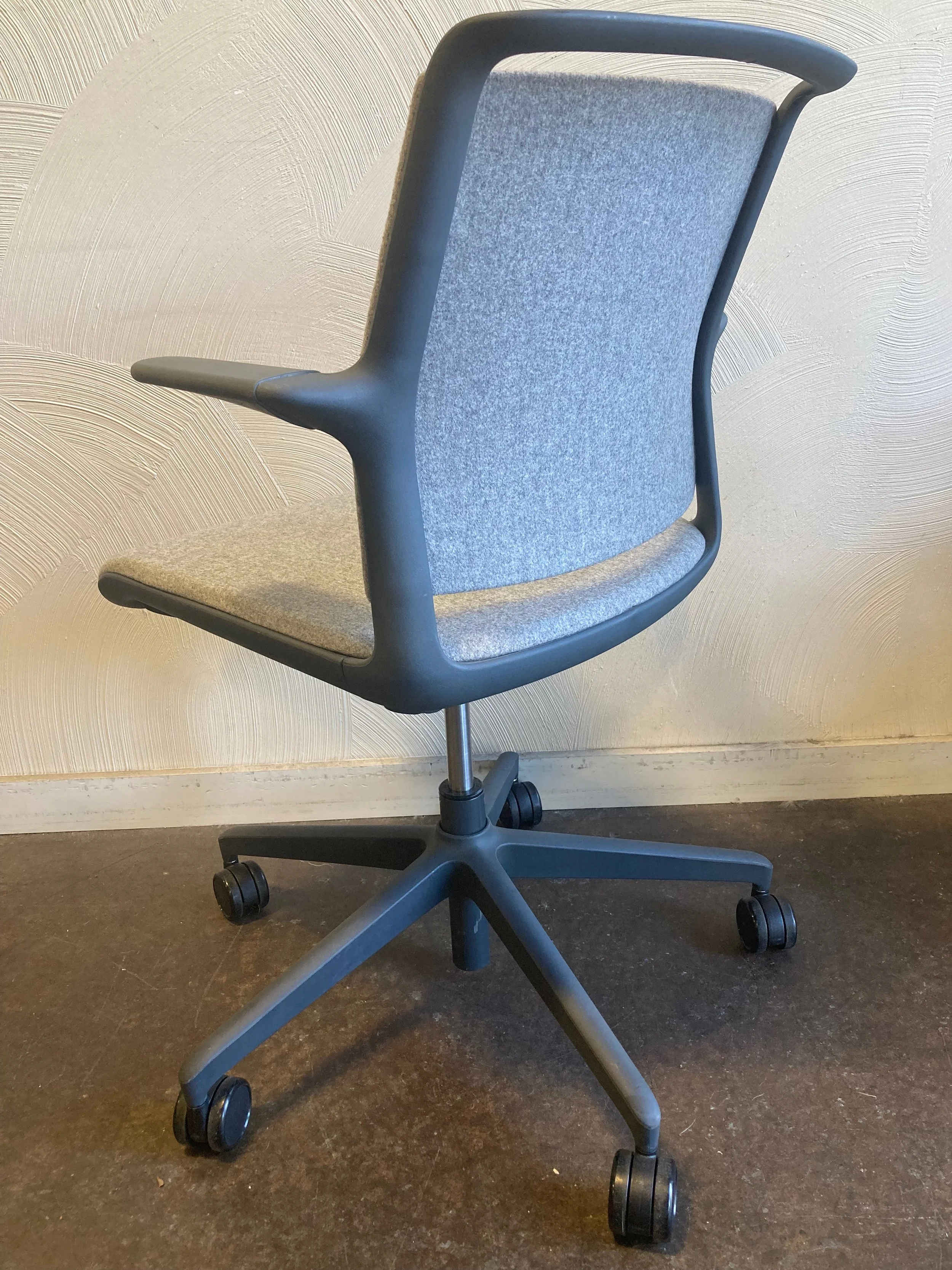 Shop Preowned — Berkeley Office Interiors
