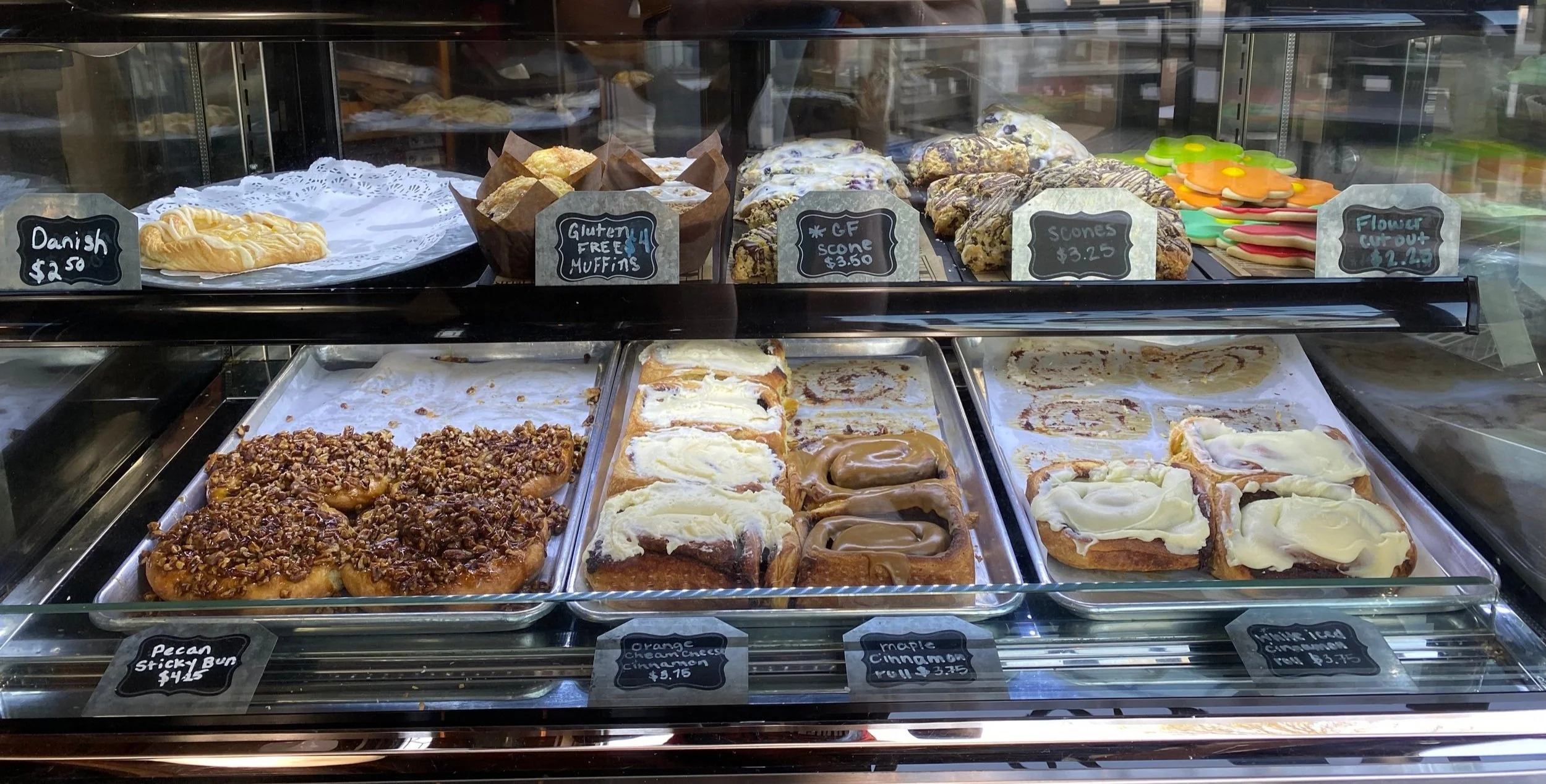 Cardinal Cakes & Coffee Website