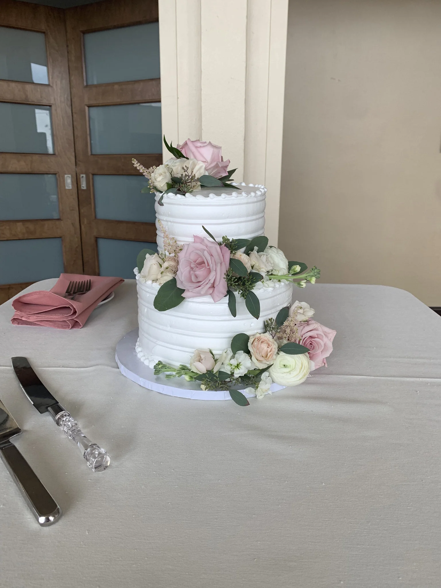 Custom Order Cakes — Cardinal Cakes & Coffee Website