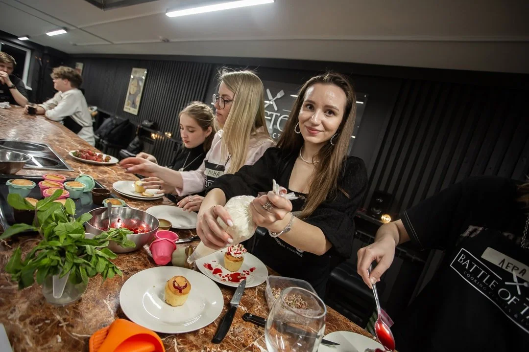 Team Bonding Activities in NYC / Team Building Cooking parties