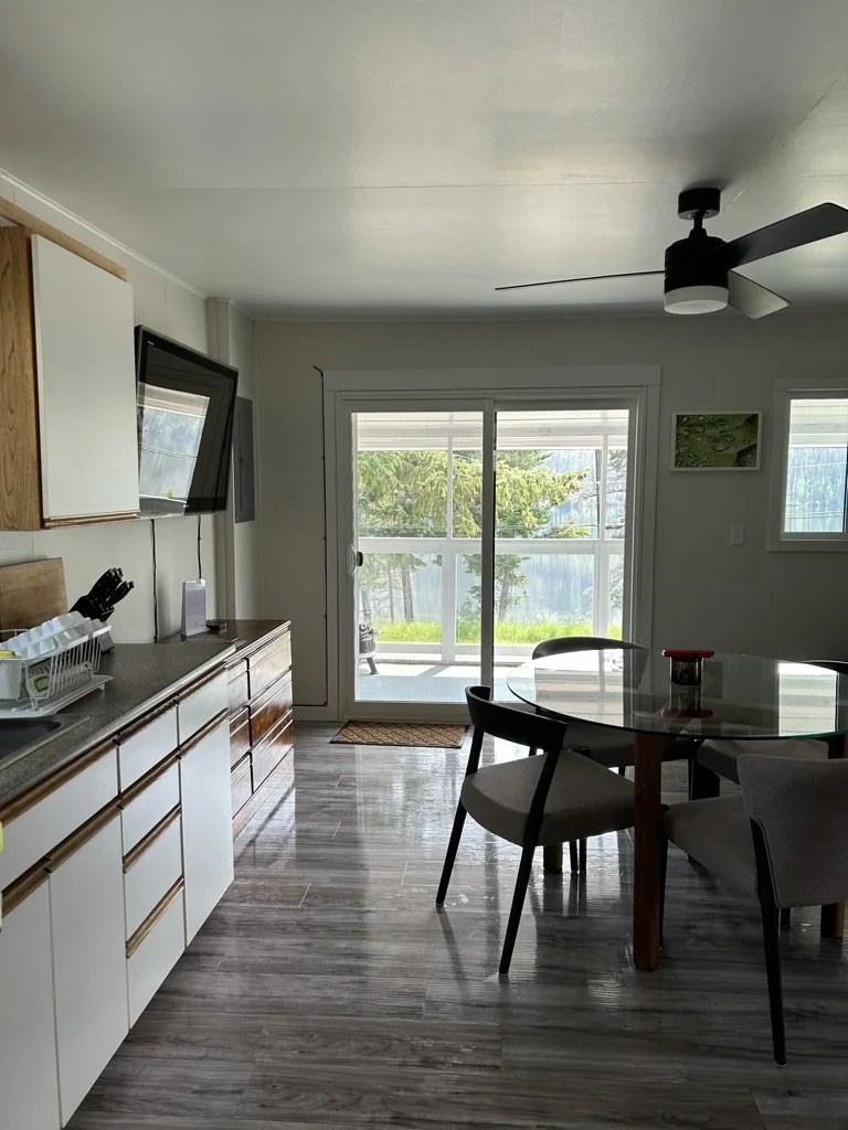 Loon Lake Cabins