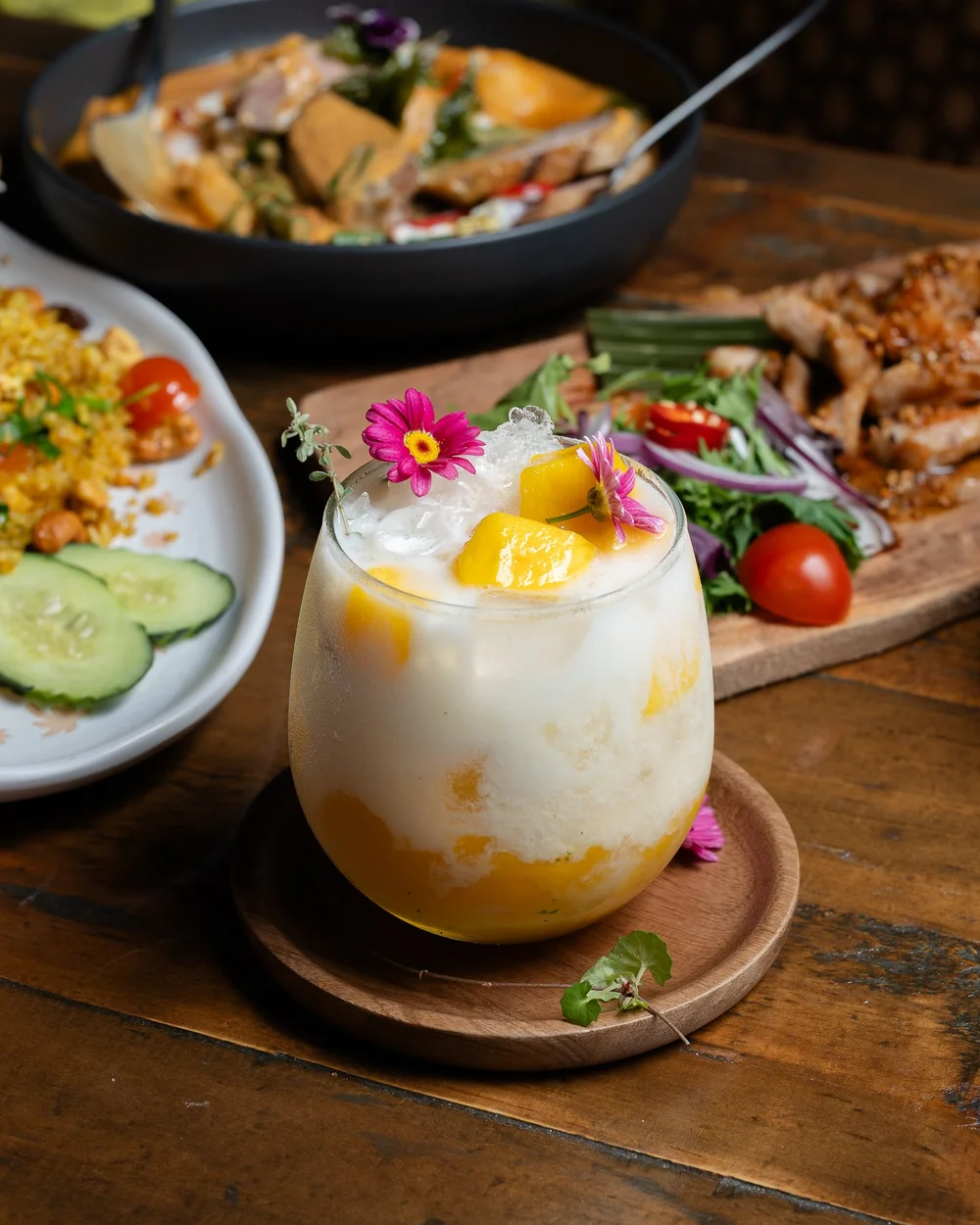 Ari Thai Kitchen & Bar