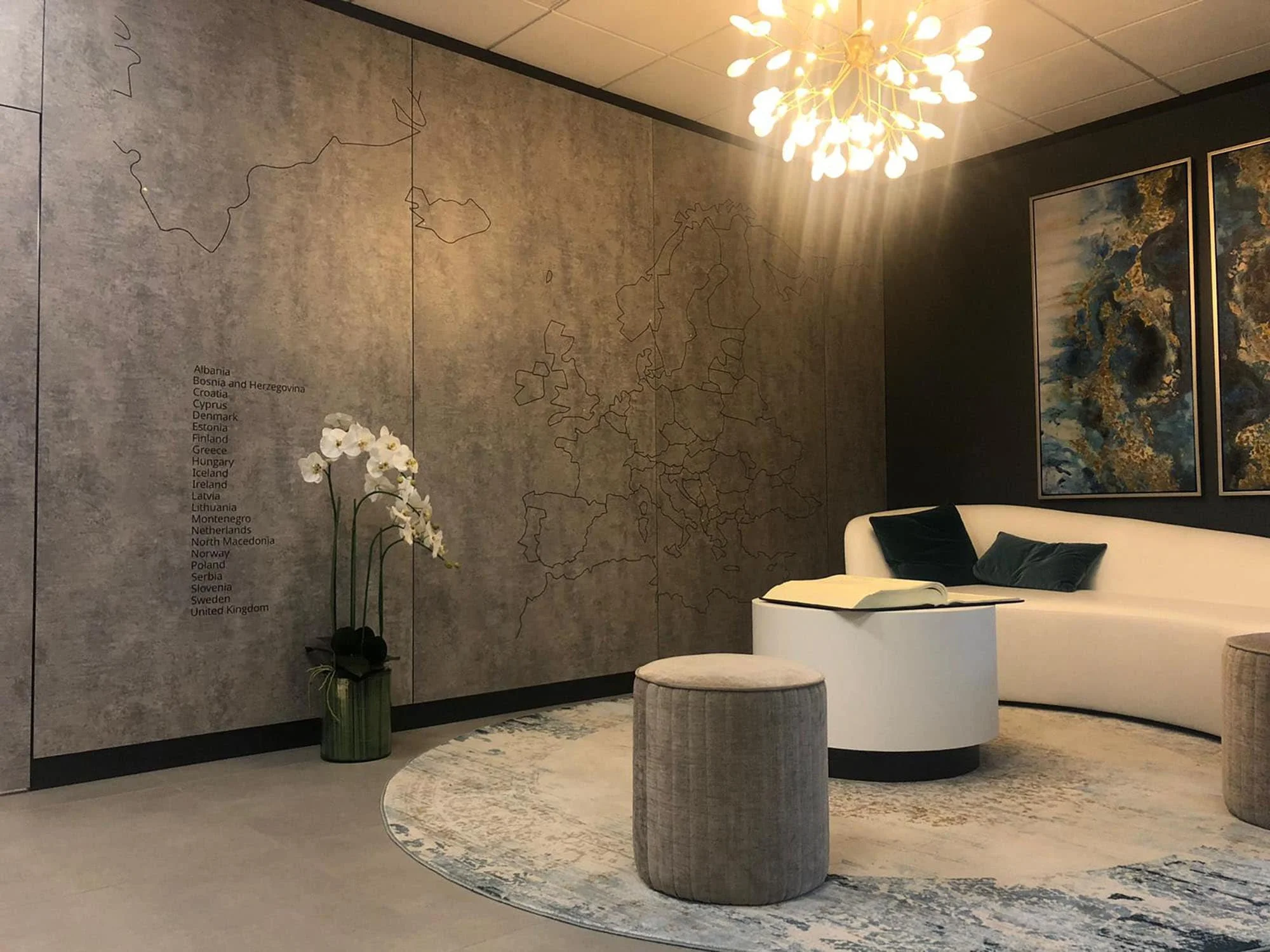 Modern Monochromatic Reception Area in St Albans | Timberfusion