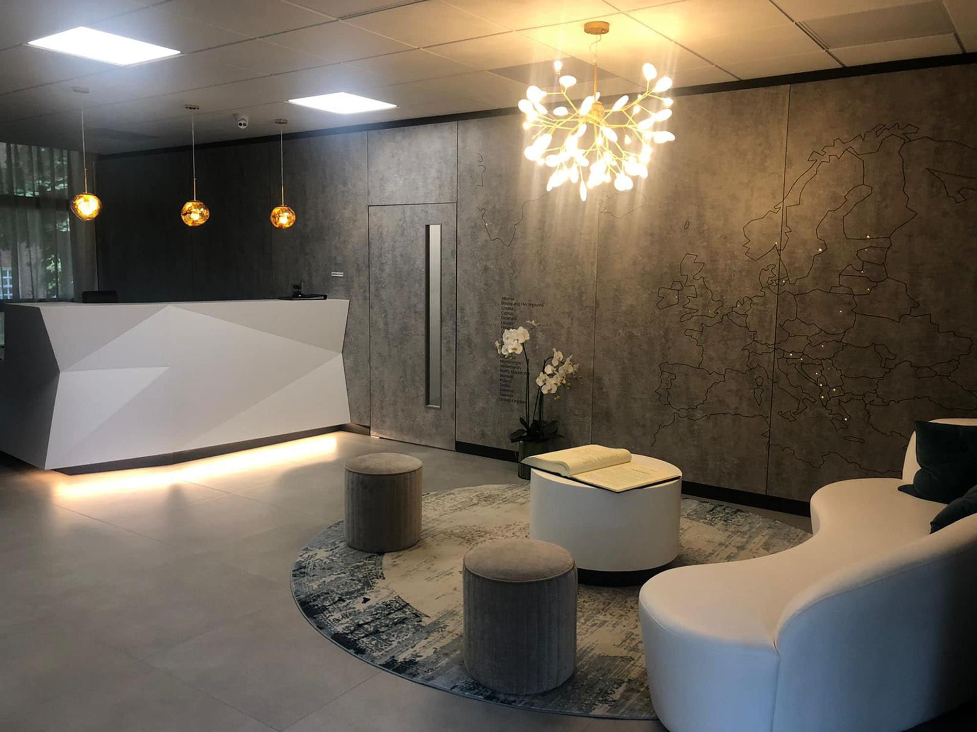 Modern Monochromatic Reception Area in St Albans | Timberfusion