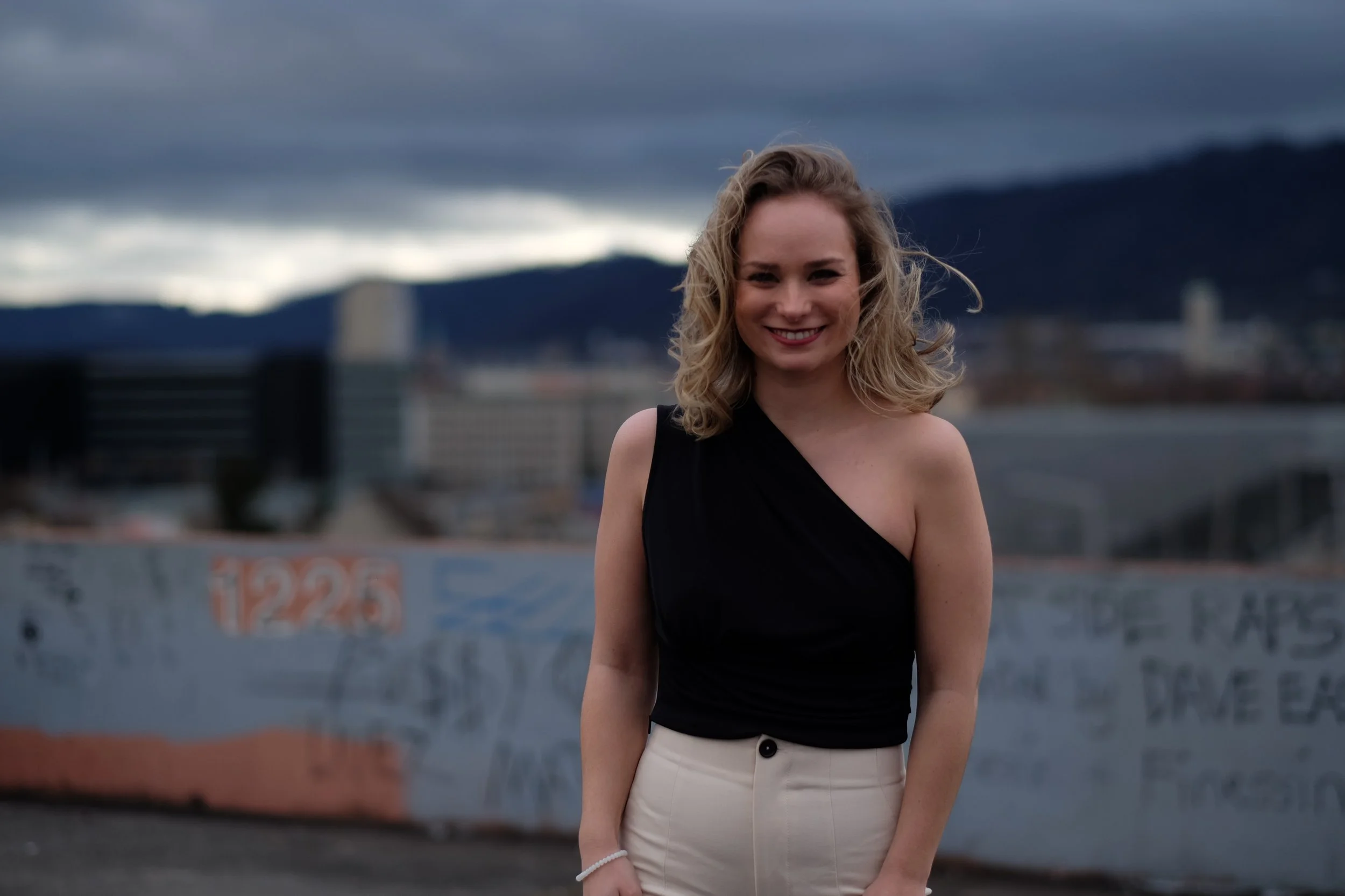 About 3 — Hannah Beutler Soprano