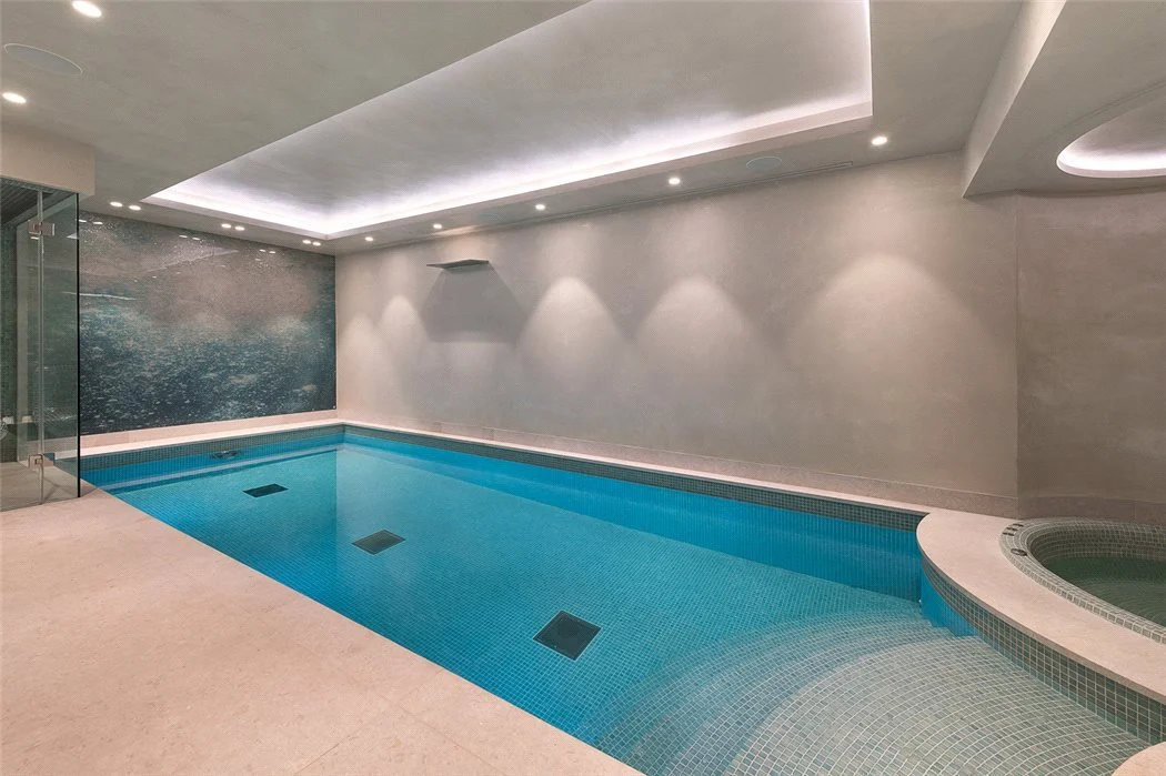 Luxury Properties — James Nightingall