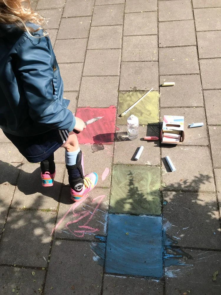 Watercolour sidewalk chalk — Esther van de Paal