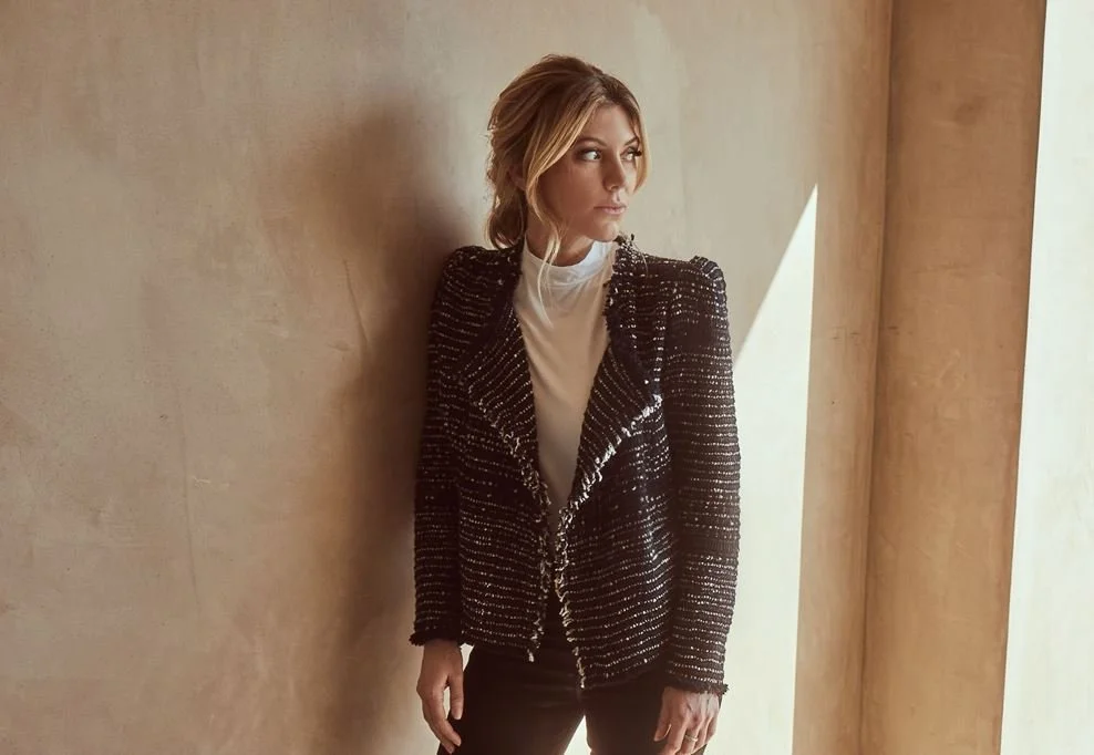 About — Elyssa Contardo