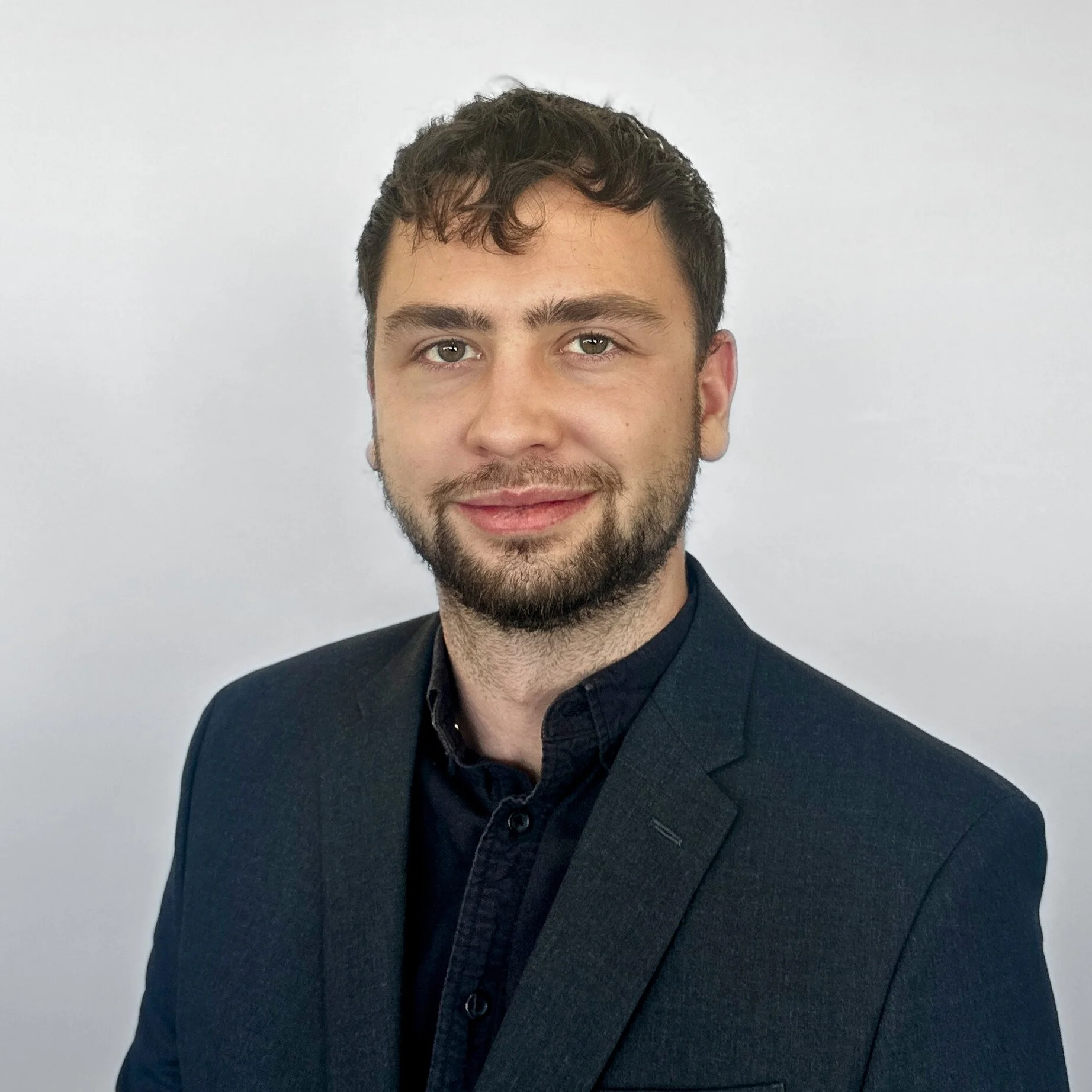 Meet the Team — JR Capital