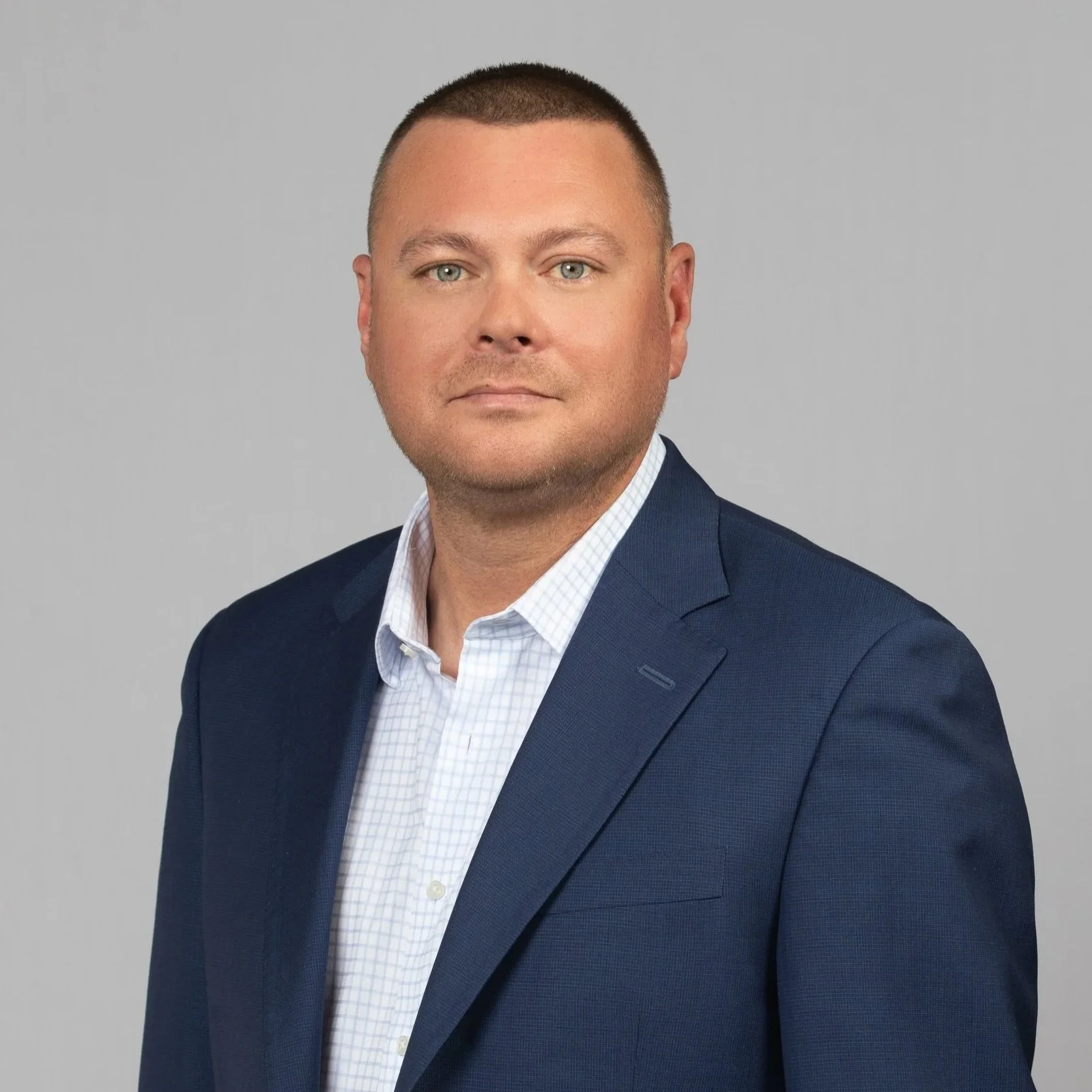 Meet the Team - JR Capital