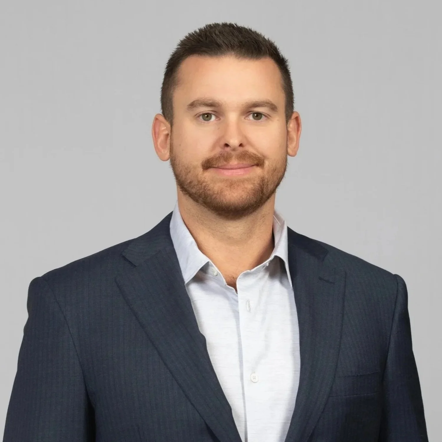 Meet the Team - JR Capital
