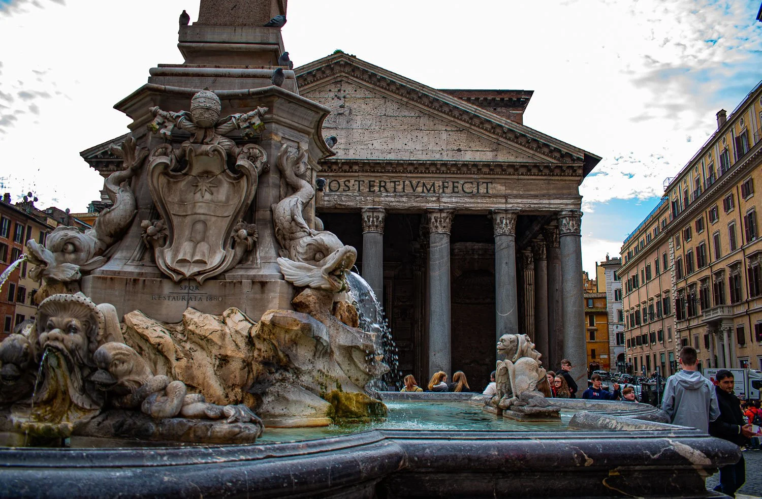 Front Side And Top View Of Roman Pantheon