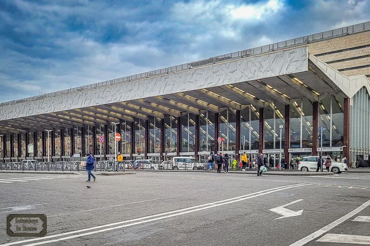 Rome's Train Station Has SIM Cards Waiting For You