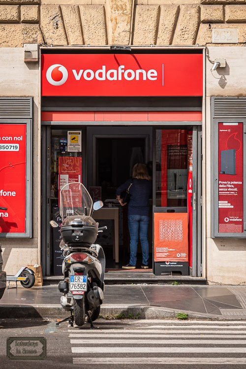 The Easiest Way To Buy A SIM Card In Rome Fiumicino Airport