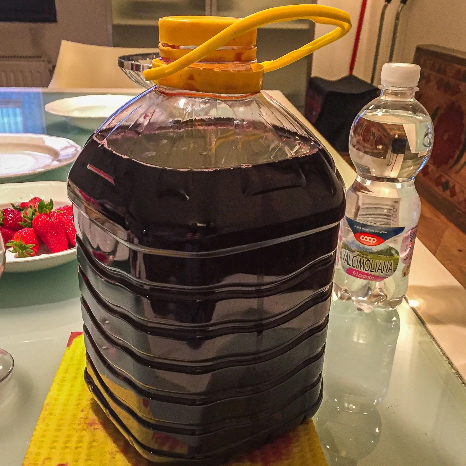 The Magic Of Italian House Wine Known As Vino Sfuso