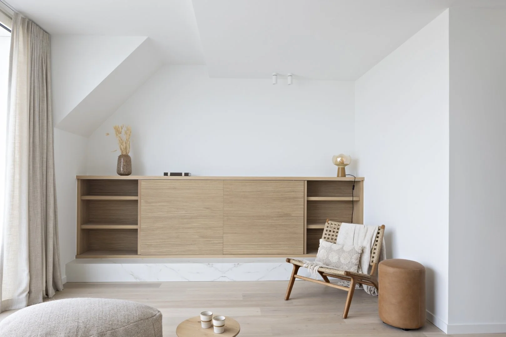 Interieurarchitect - dempsey, ontwerpt en tekent