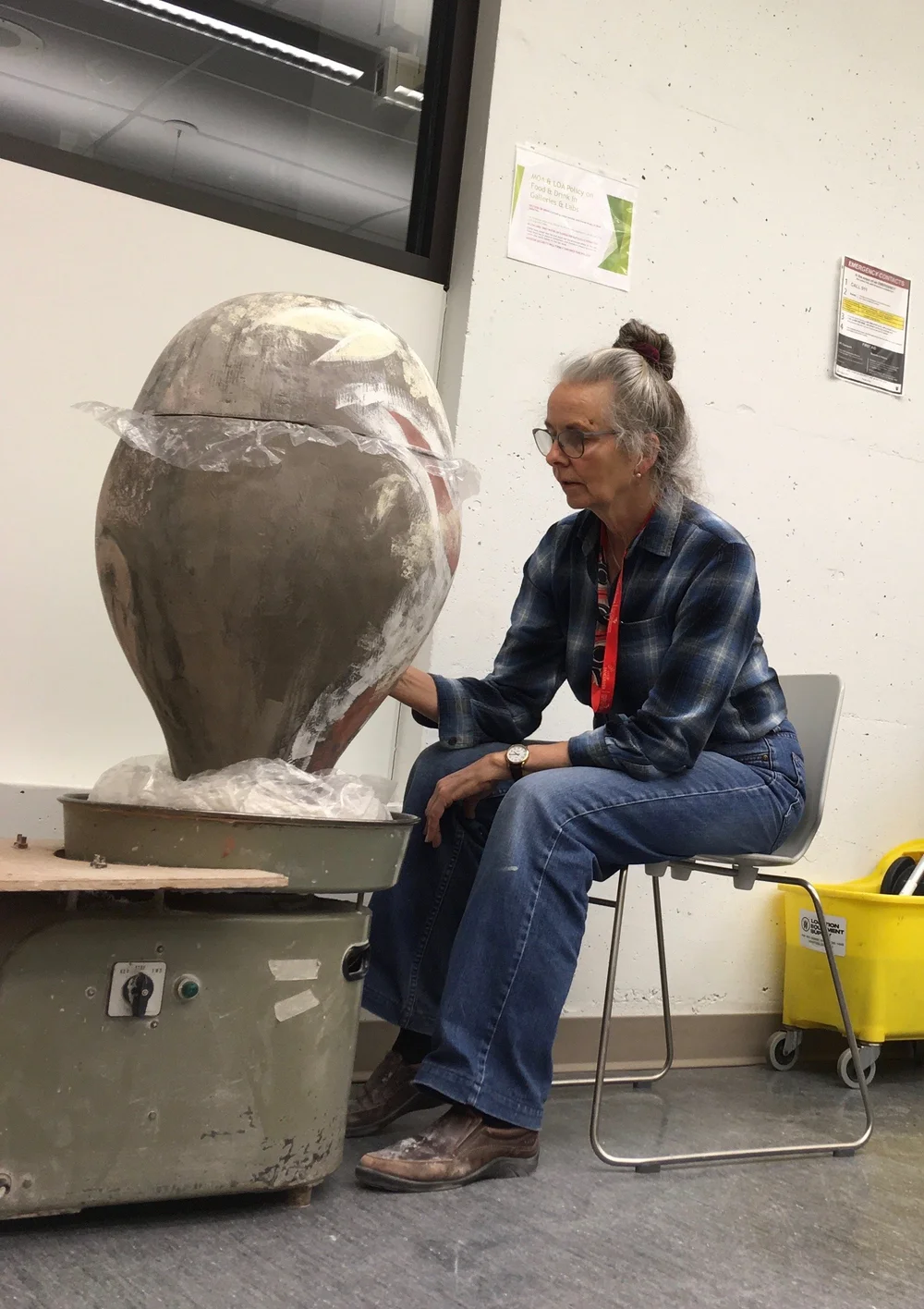 Biography — Holly Ratcliffe Ceramic