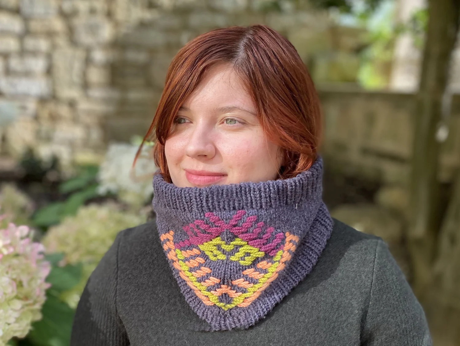 Agnes cowl (DANISH) - Roosimine cowl pattern — Aleks Byrd Designs